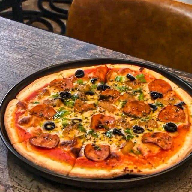 Ink Library Cafe - Baca Buku Sambil Minum Coffee Di Cafe Yang Cosy Ini ...